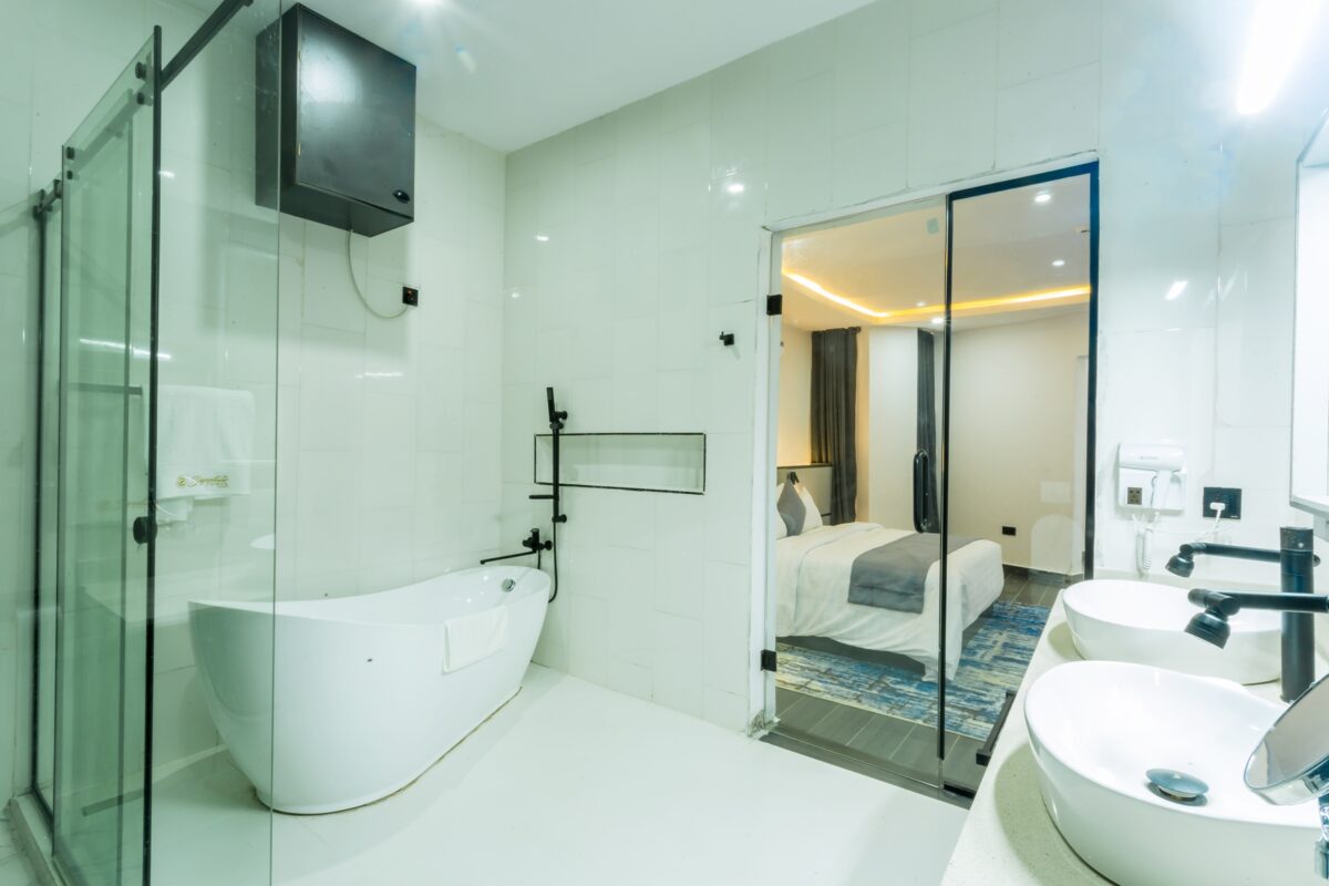 Executive Business Suite - DeSignature Tower Hotel & Suites